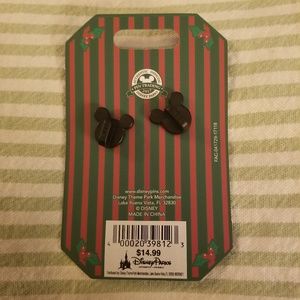 Disney | Accessories | Disneyland Resort 27 Limited Edition Pin | Poshmark